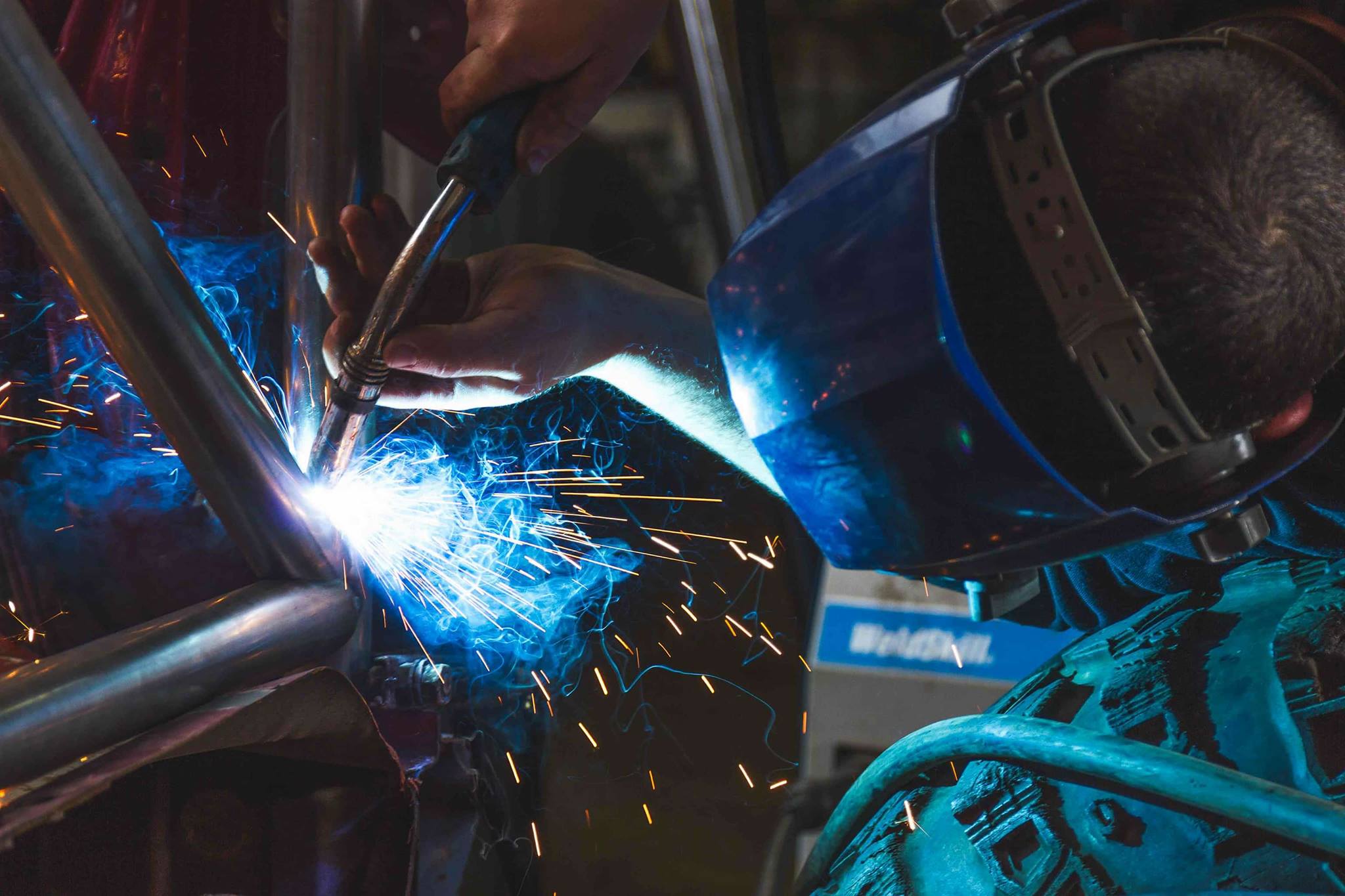 Beginners, Create STRONG MIG welds in 10 easy steps! - Adventure Corp